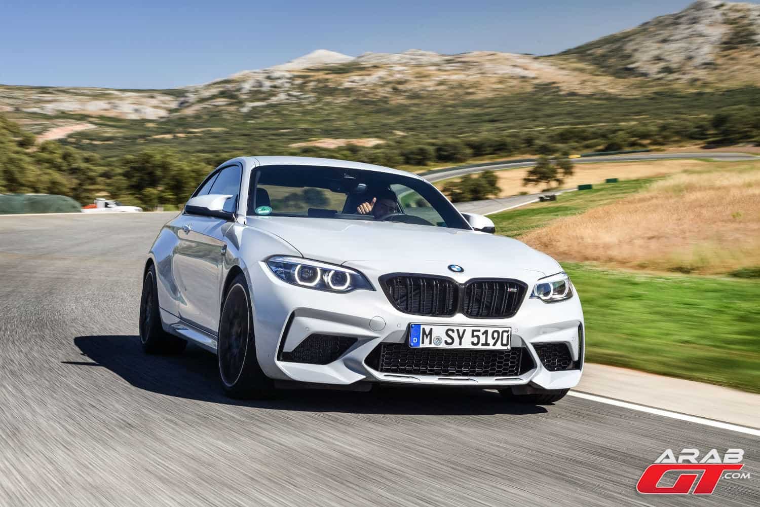 BMW M2 Competition سيارة صغيرة ذات أداء شيطاني تحت تجربتنا | ArabGT BMW M2 Competition